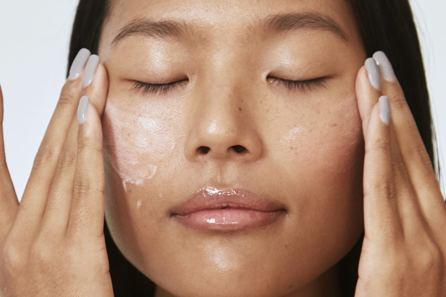 5 Common Effects of Stress on Your Skin and Face | RealSelf News