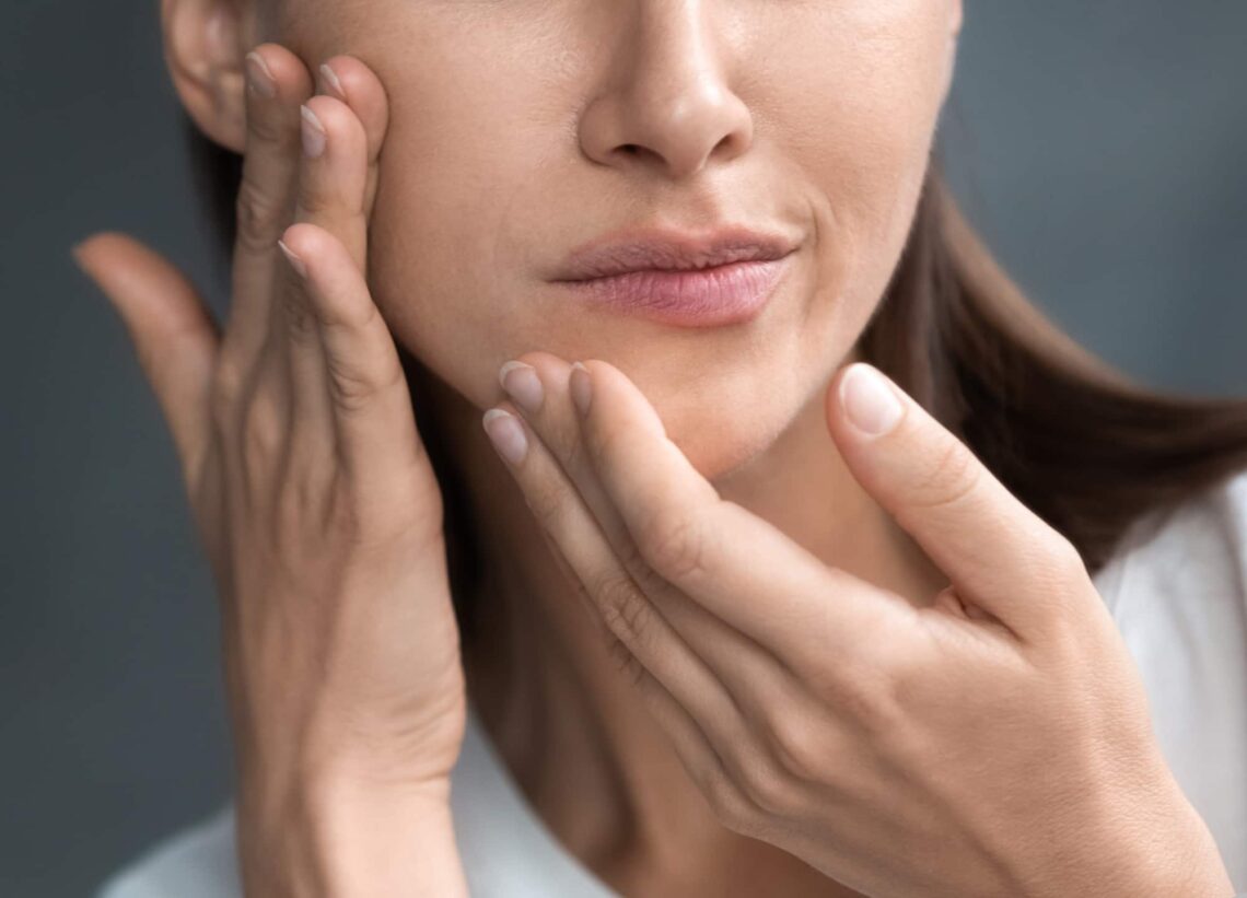 Eva Mendes Reveals She Got a Thread Lift | RealSelf News